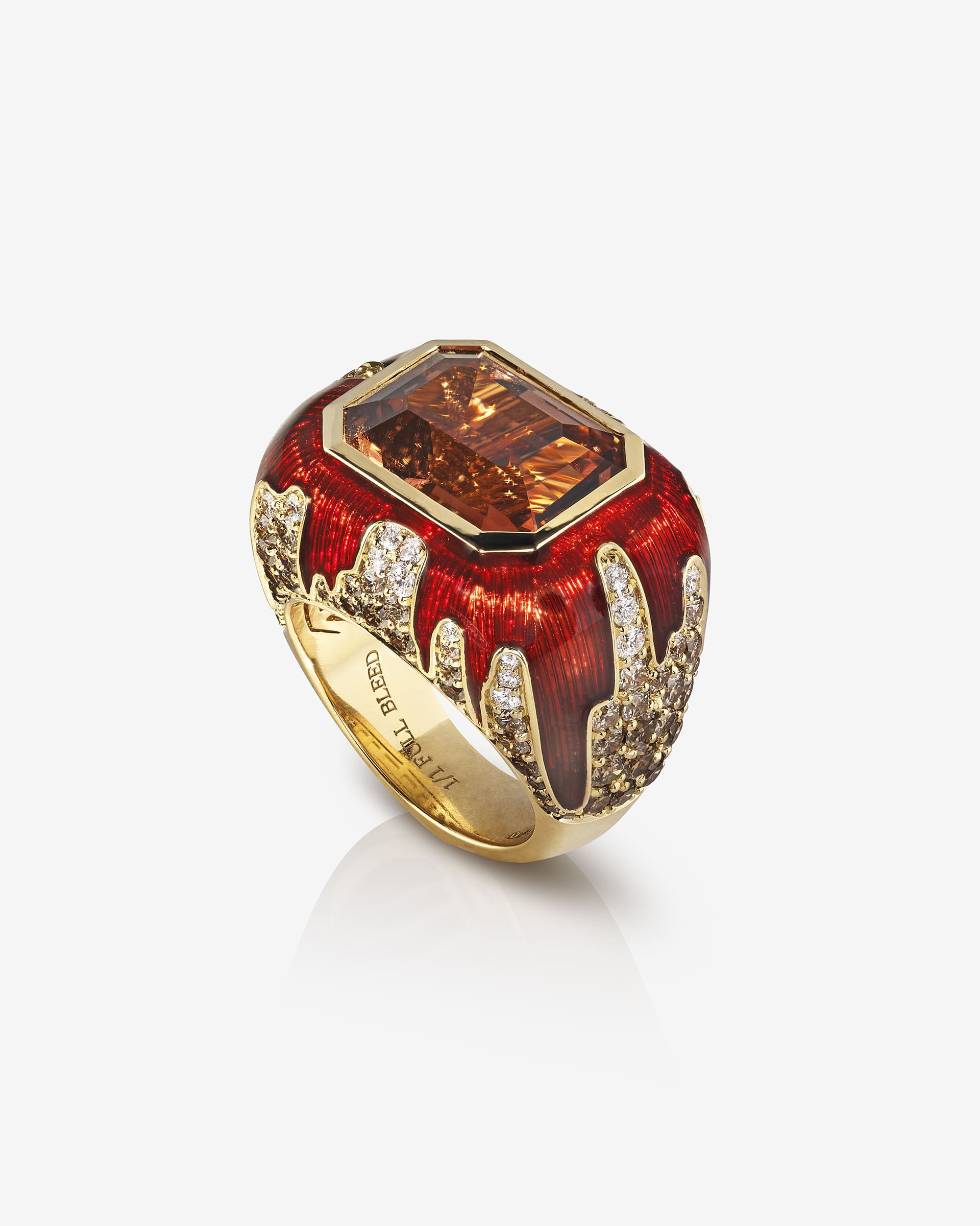 Full Bleed Ring in Yellow Gold | Stephen Webster