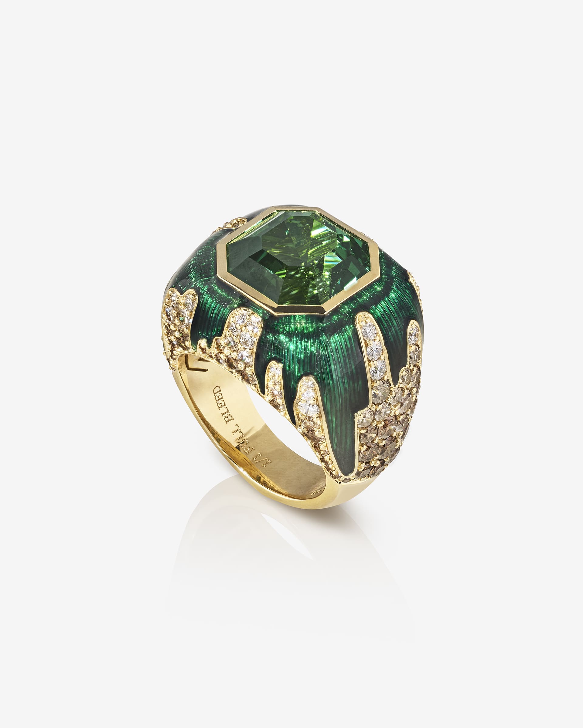 Full Bleed Ring in Yellow Gold | Stephen Webster